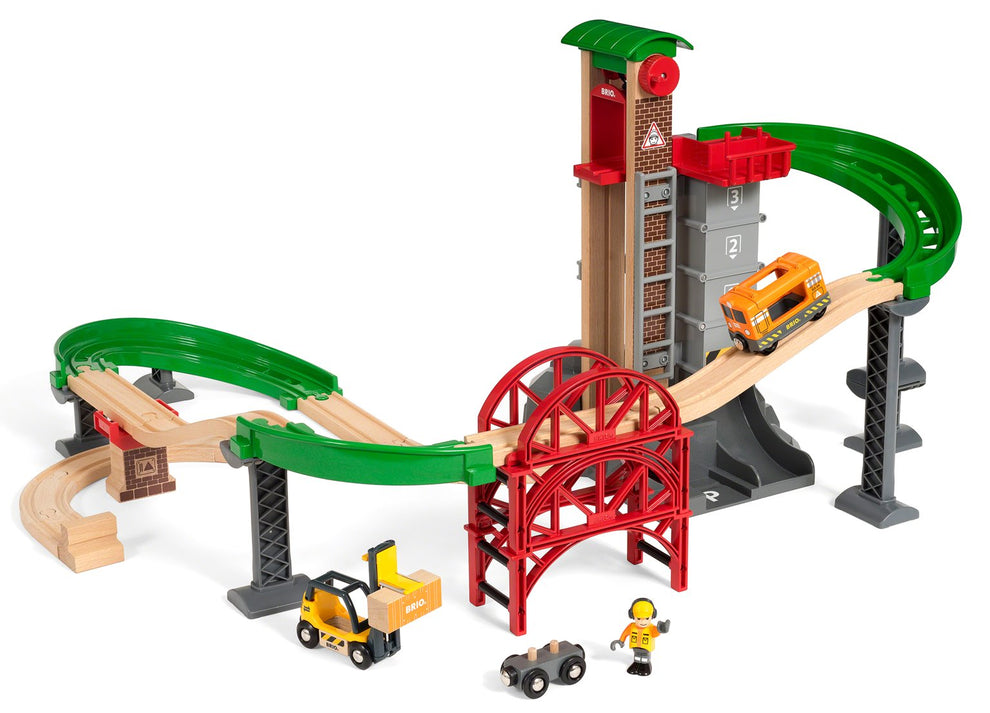 Brio 33887 BRIO World - Lift & Load Warehouse Set – Rails