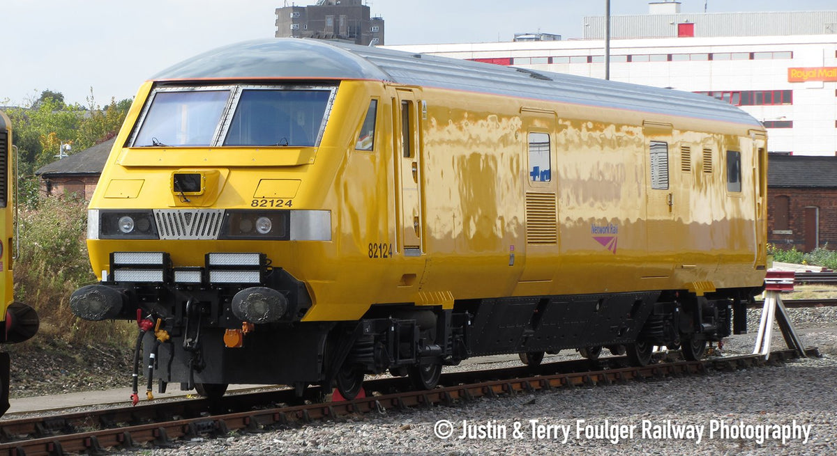 Dapol 2D-017-004 Mk3 DVT Network Rail 82124 – Rails of Sheffield