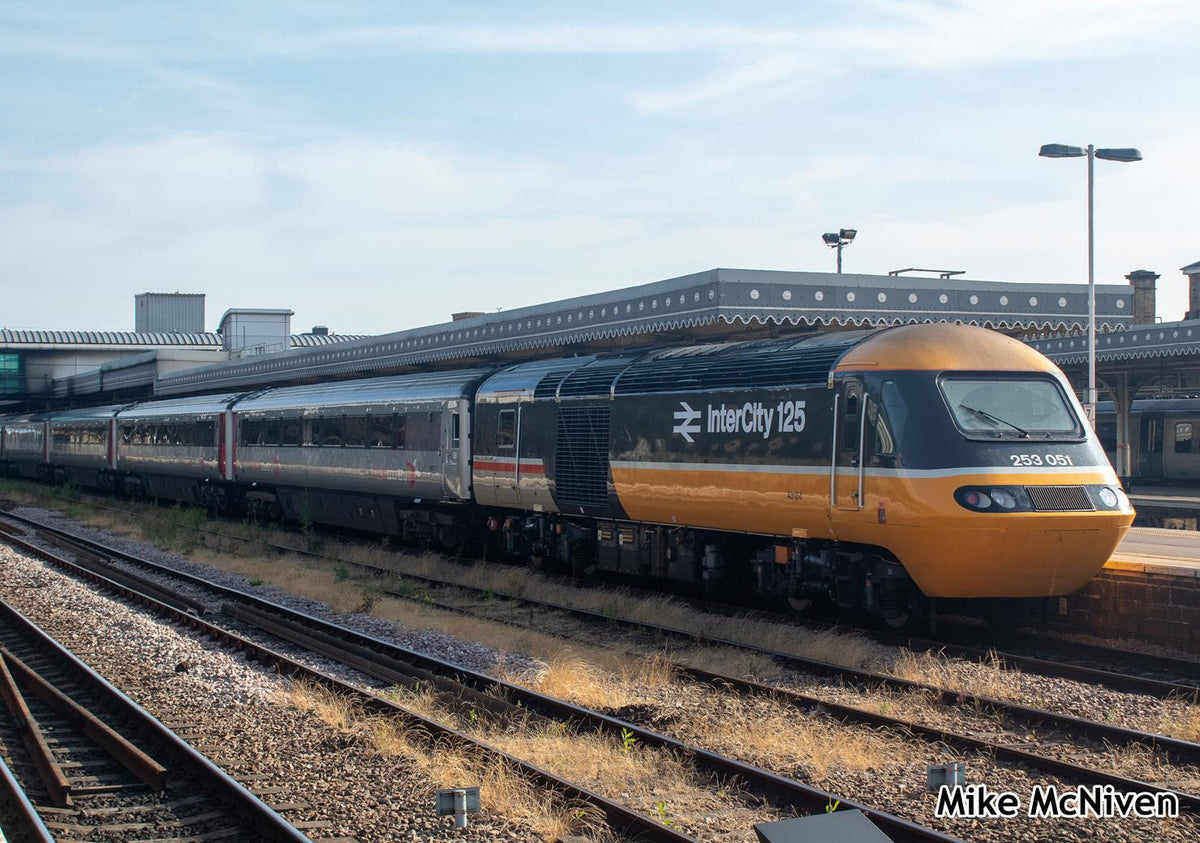 Gaugemaster Collection GM2210305 Class 43 HST 43184/303 Intercity ...