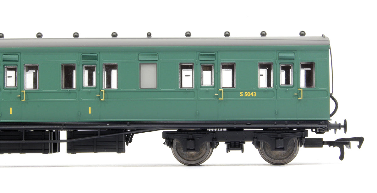 EFE Rail E86015 LSWR Cross Country 3-Coach Pack BR (SR) Green – Rails
