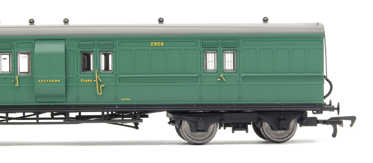 EFE Rail E86013 LSWR Cross Country 3-Coach Pack SR Malachite – Rails