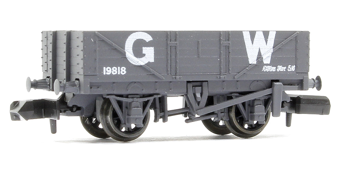 Peco 9ft 5 plank open wagon, GWR, grey No.19818 – Rails of Sheffield