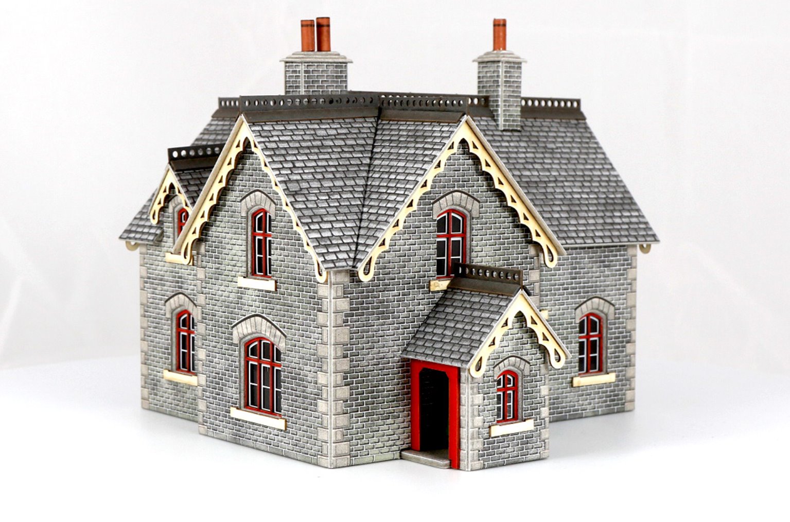 Metcalfe Models PO335 Settle / Carlisle Station Master's – Rails