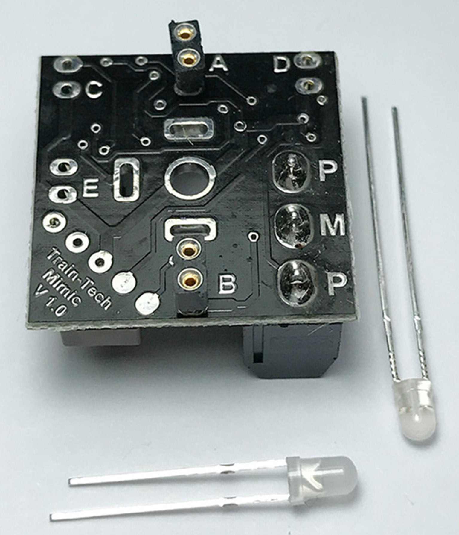 Train Tech TTML1 Mimic Light With Plug In LEDs – Rails