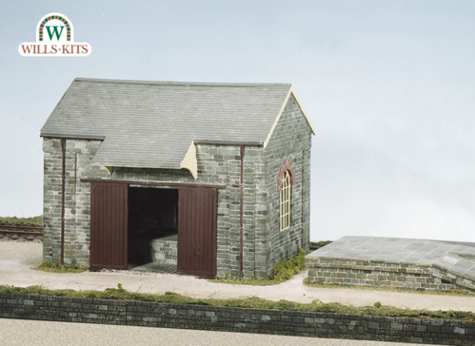 Wills Kits CK15 Goods Shed, Loading Bank and Crane Craftsmans – Rails