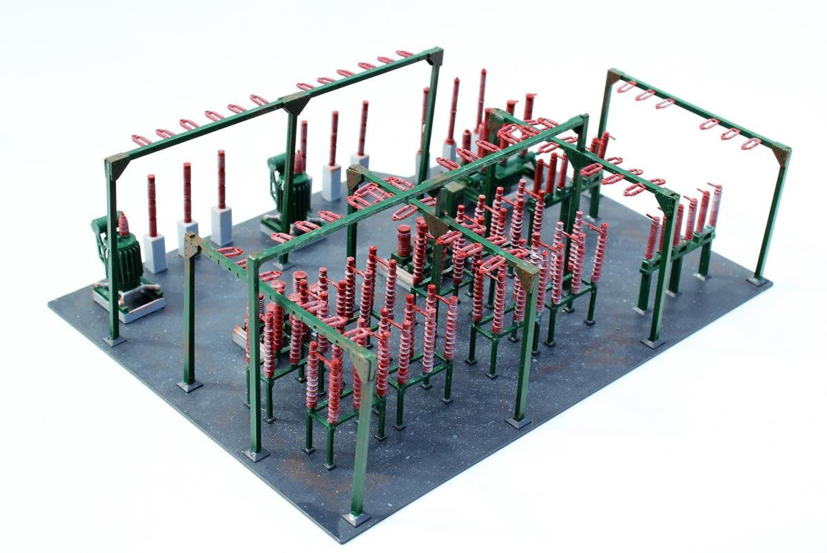 Gaugemaster GM487 Fordhampton Electricity Substation Kit – Rails